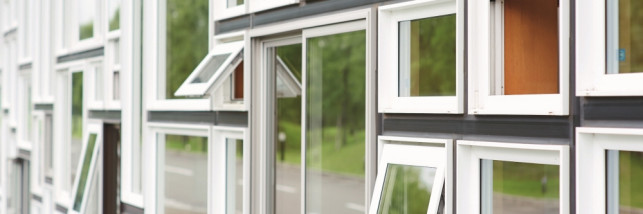 YKK AP／【キャリア採用】生産技術職（FTC フィールド技術）[初任地：富山] 【キャリア採用：生産技術職（FTC フィールド技術）[初任地：富山]】現場の声を商品・治具開発に繋げる/年間 ...