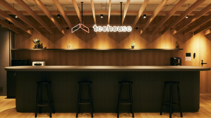 Techouse／【27卒】ソフトウェアエンジニア | Webバックエンド / フロントエンド 【DX推進SaaS / ソフトウェアエンジニア】日本発マルチプロダクト型ユニコーン企業 / 5 ...